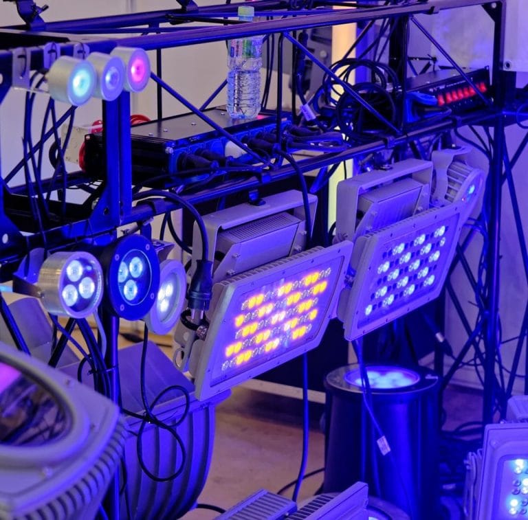 Luces Robóticas LED: Potencia Los Efectos En Tu Evento ️