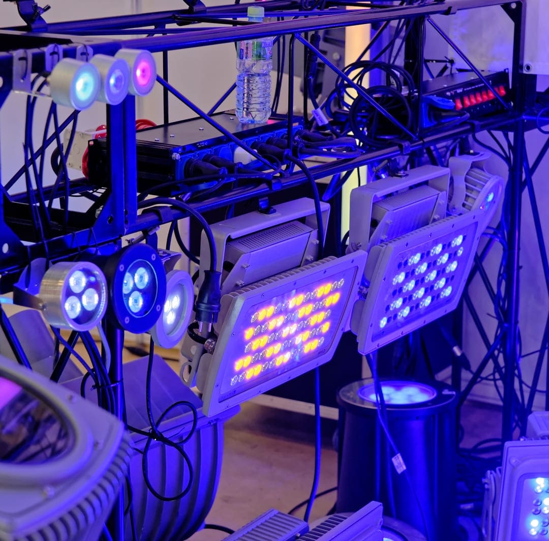 Luces Robóticas LED: Potencia Los Efectos En Tu Evento ️